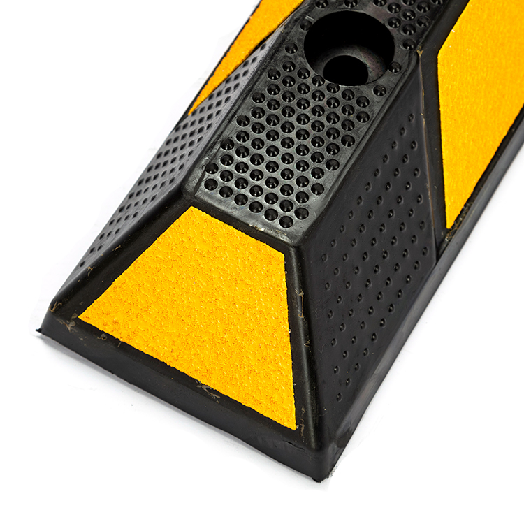 Wheel Stopper / Parking Blocks/wheel Stops from China, Wheel Stopper ...